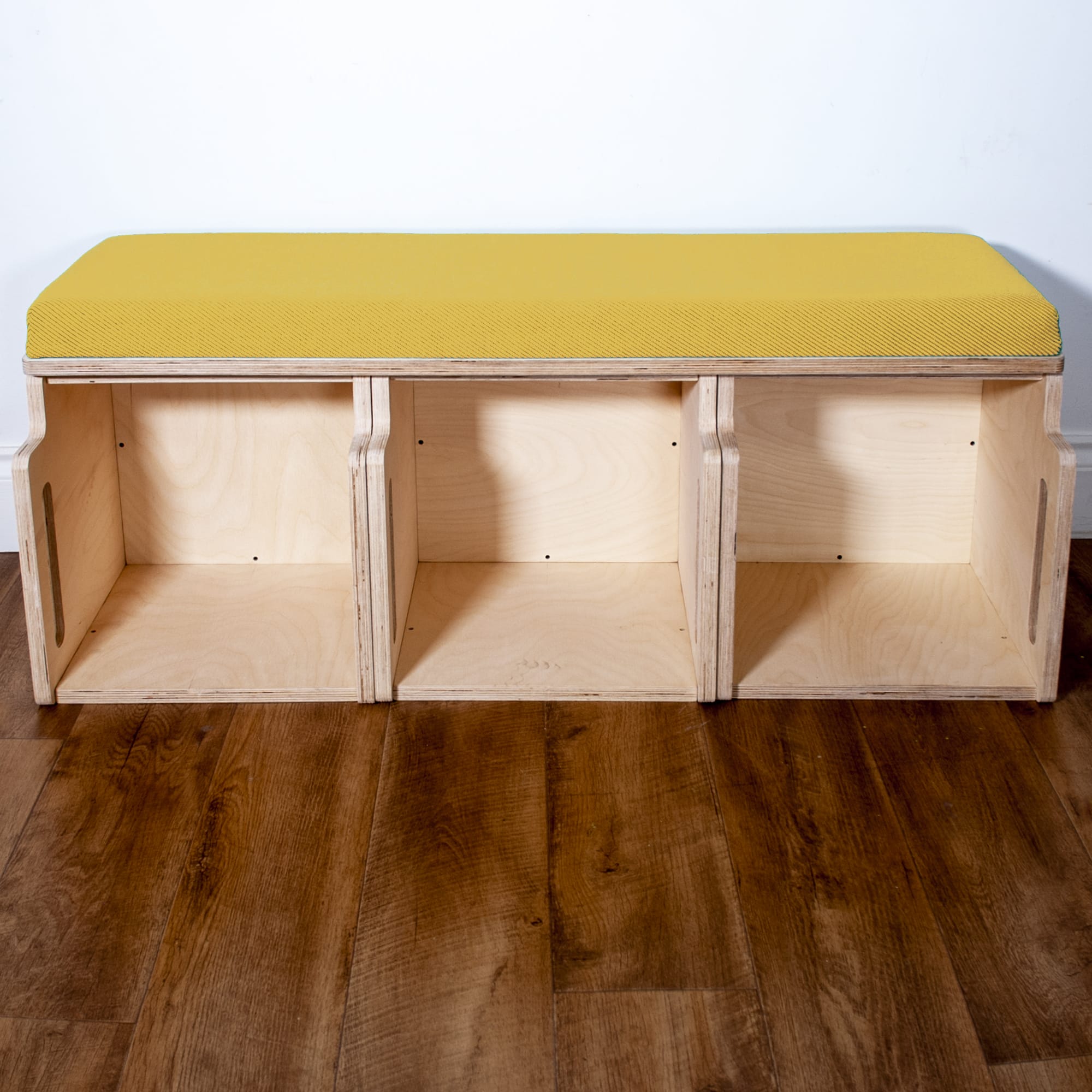 Coffee Tables – Mayflower Lighting & Furniture